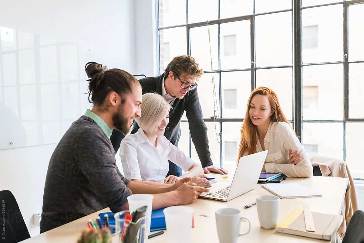 Navigating the Complexities of B2B Customer Expansion: Key Strategies ...